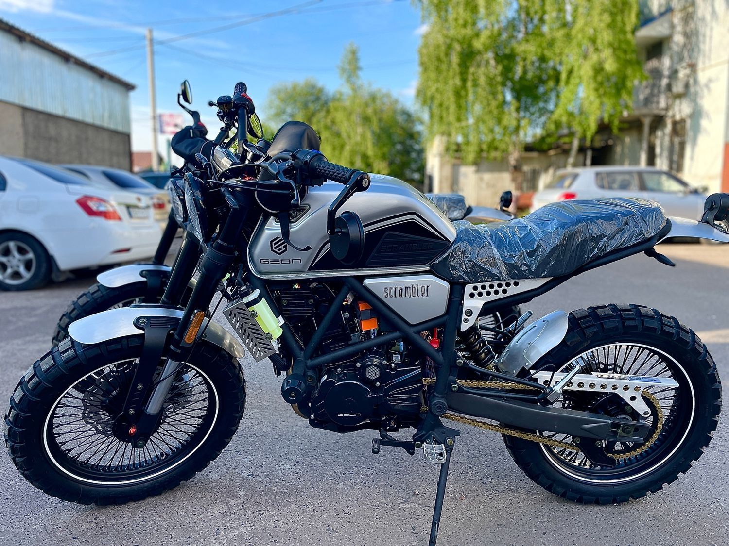 Мотоцикл GEON SCRAMBLER 300 купити в Шостці і в Україні: ціна, відгуки ...